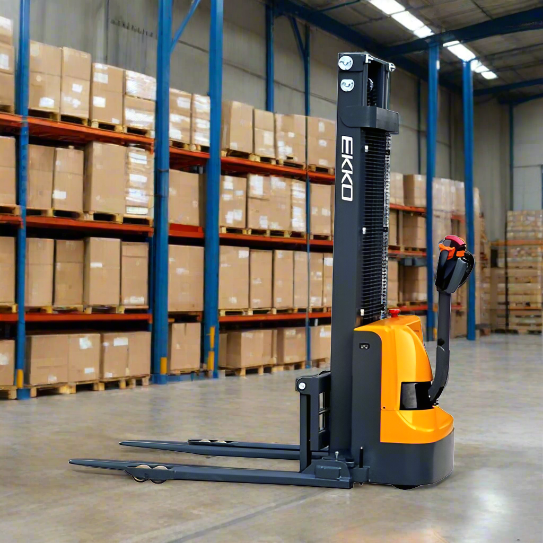 Electric Straddle Stacker | 3000 lbs Capacity | Lift Height 145.67 ...
