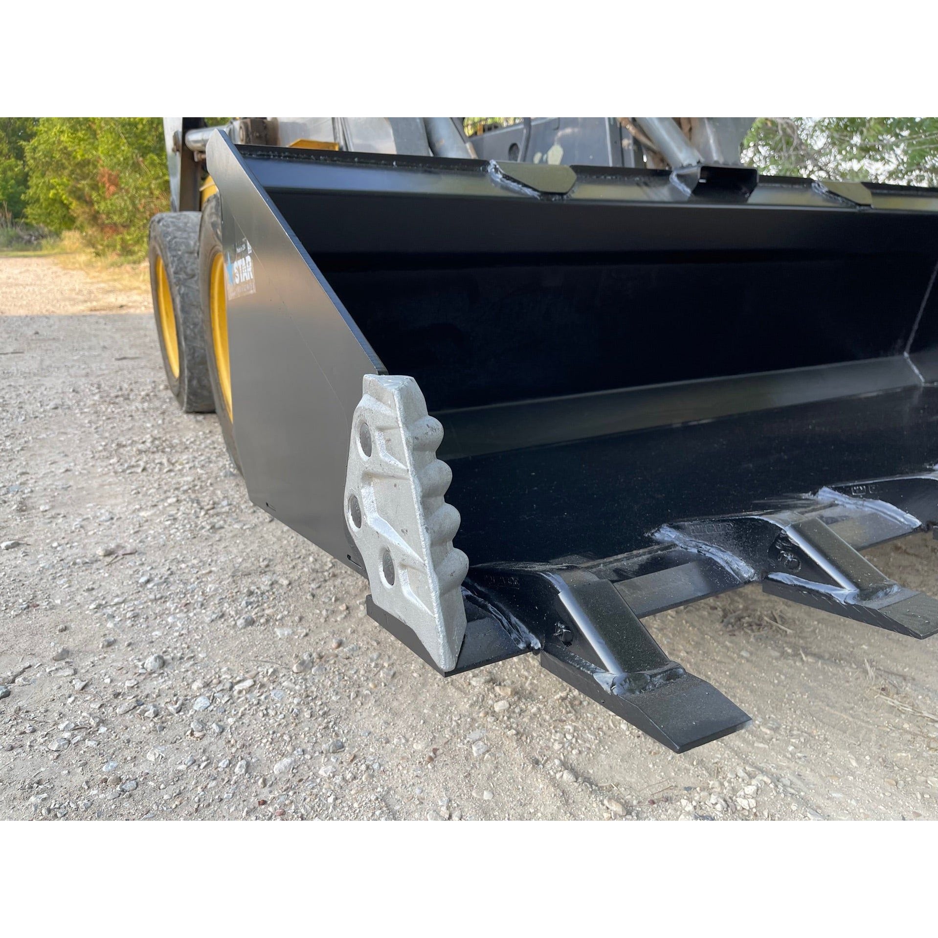 72'' Heavy Duty Skid-Steer Bucket | Star Industries LP22A-72 — Prime ...